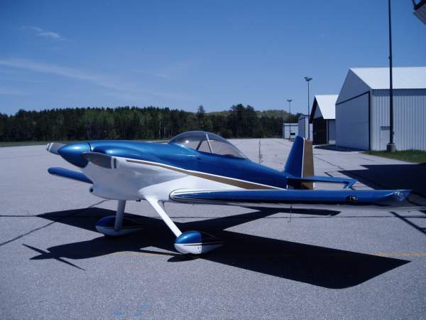 Fly Kitplanes: Van's Aircraft - Go aluminum and go often!