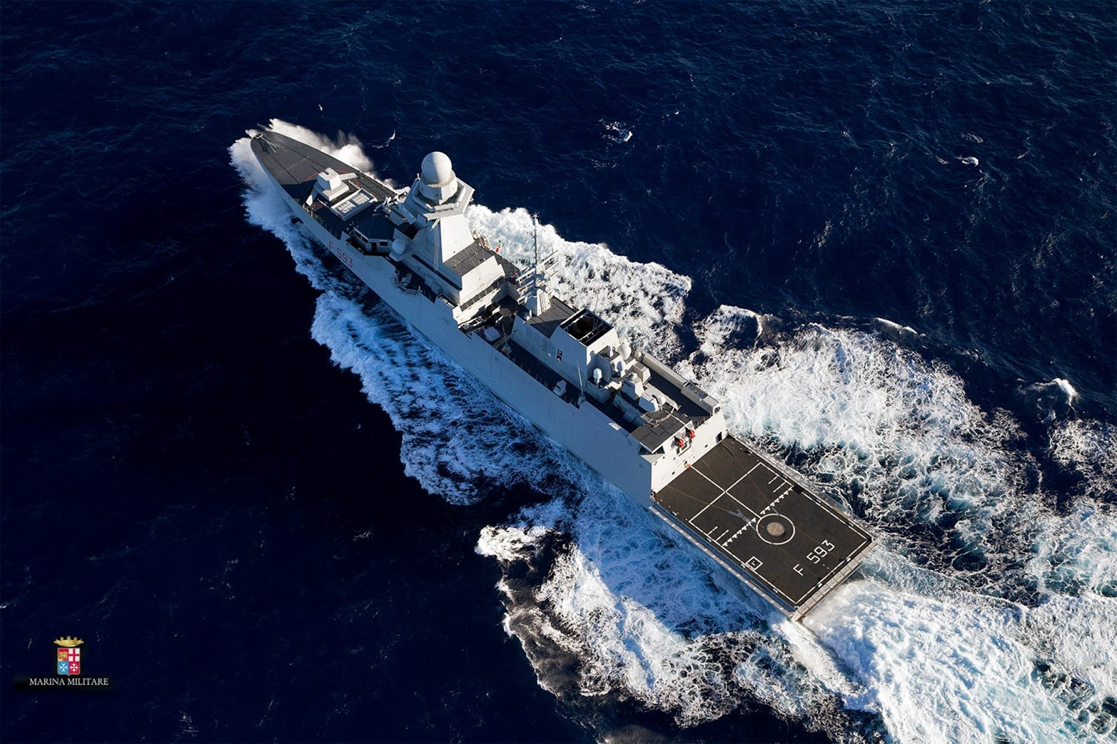 The italian frigate Luigi Rizzo. [1500x626] : r/WarshipPorn