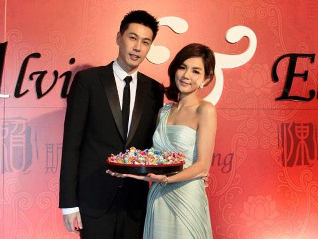 Xing Fu: ELLA AND ALVIN LAI'S RED OCCASION: SUCH HAPPINESS