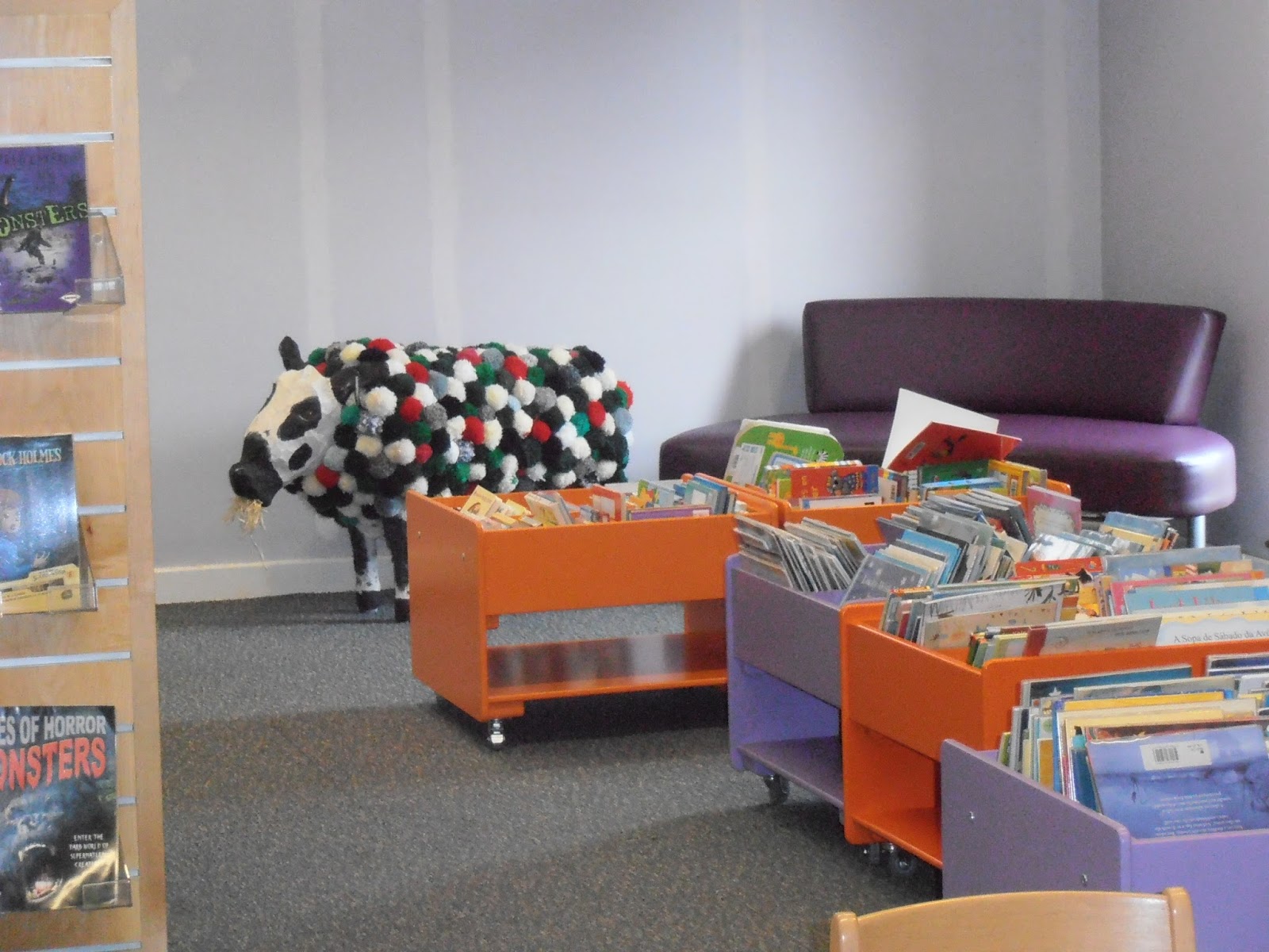 Robin Hood in the Community: Pom-pom Sheep exhibited at Rothwell Library
