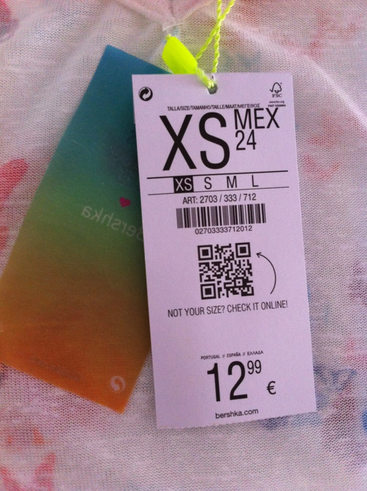 Códigos QR en las etiquetas de Bershka ~ eDress
