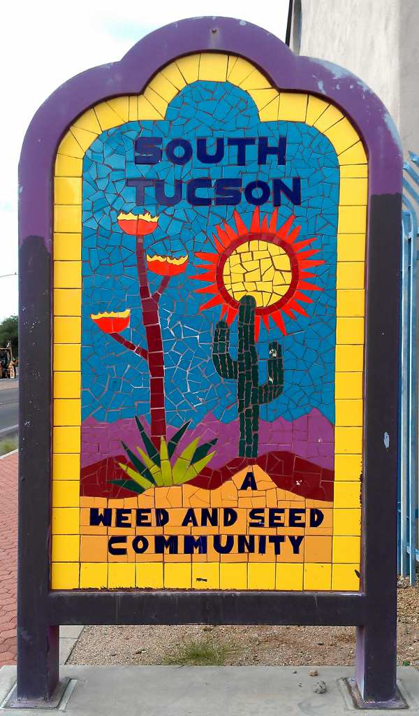 The Tucson Murals Project: Welcome to South Tucson (on 6th)