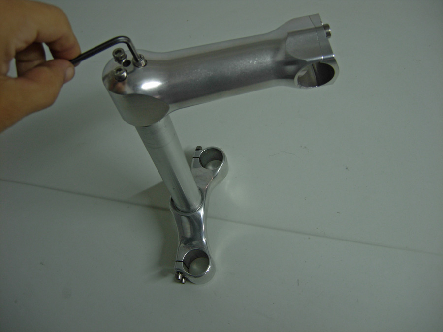 CATÁLOGO DE LA BICI RETRO: AVID SAAGO