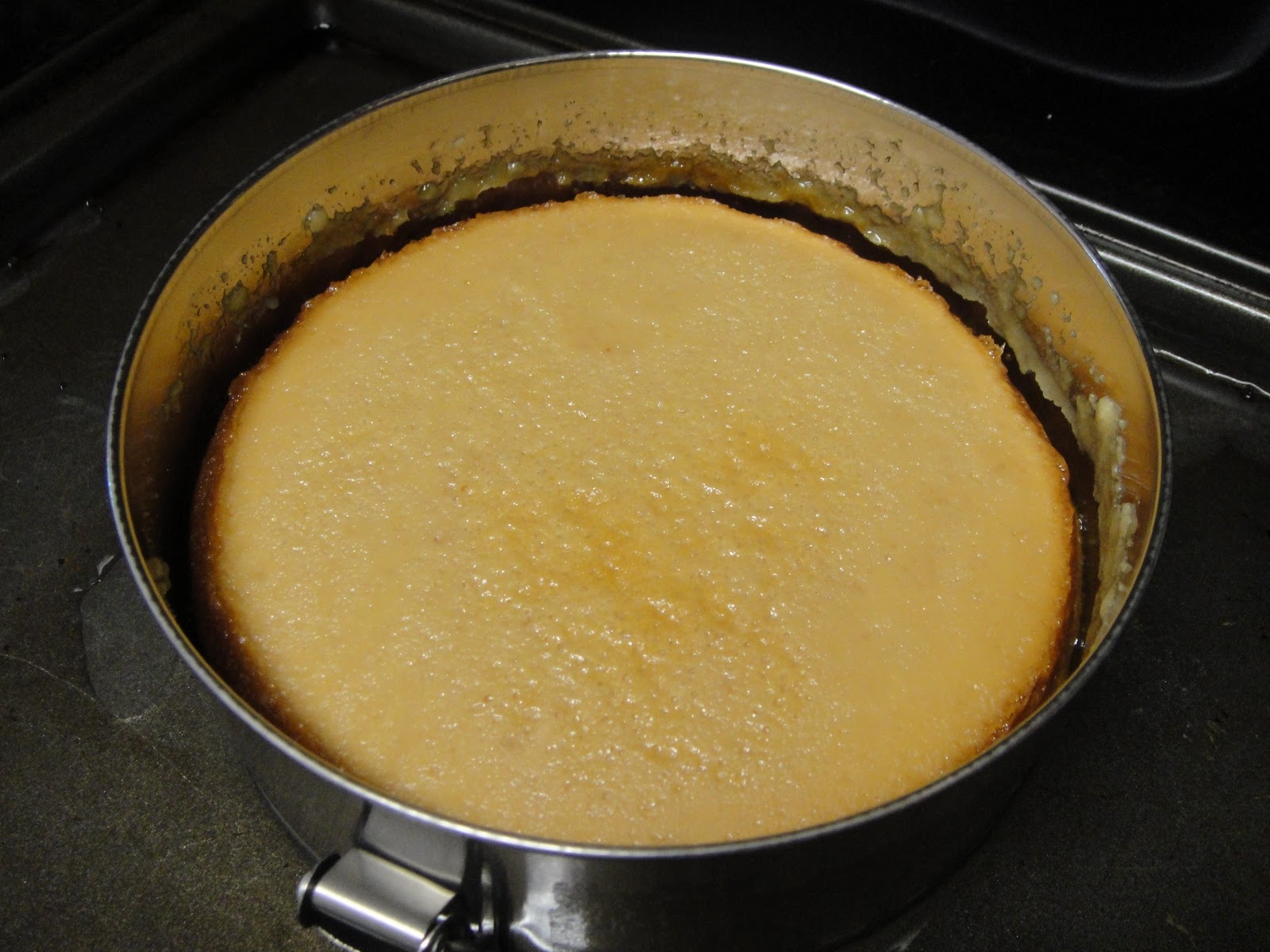 vixens in the kitchen: guava cheese flan
