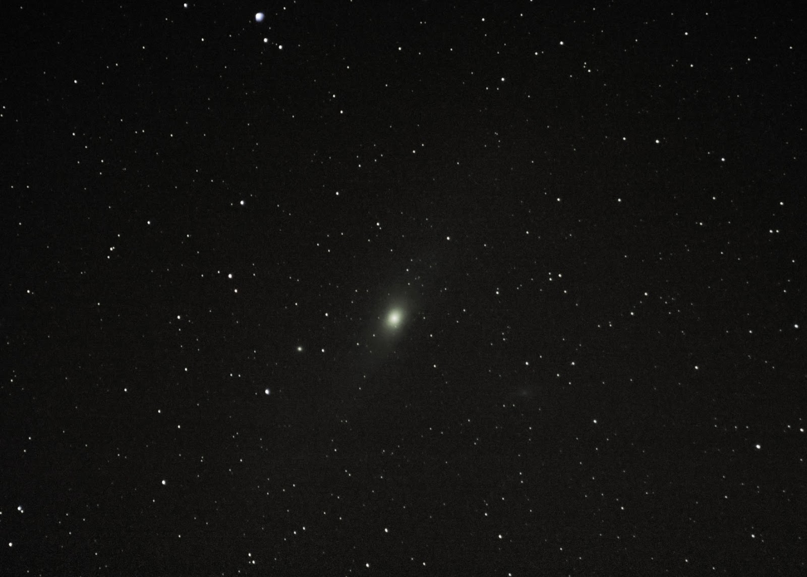 My first Andromeda in spite of the waxing gibbous [Stellar Neophyte ...