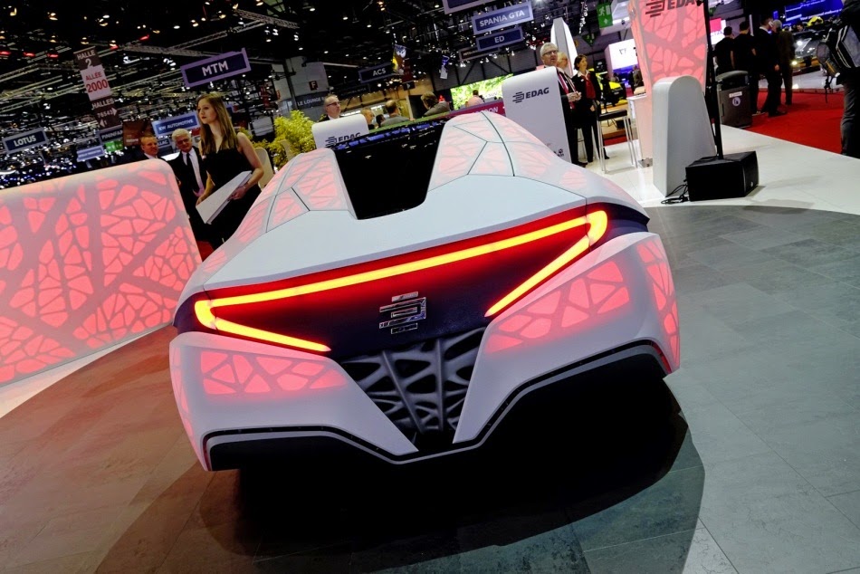 Tecnoneo: Light Cocoon concept car, un camaleón de gran ligereza y ...