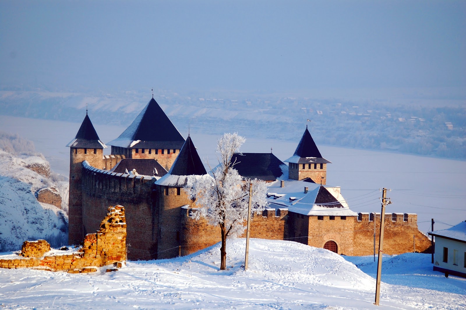 Great Castles of Europe: Castles in Ukraine