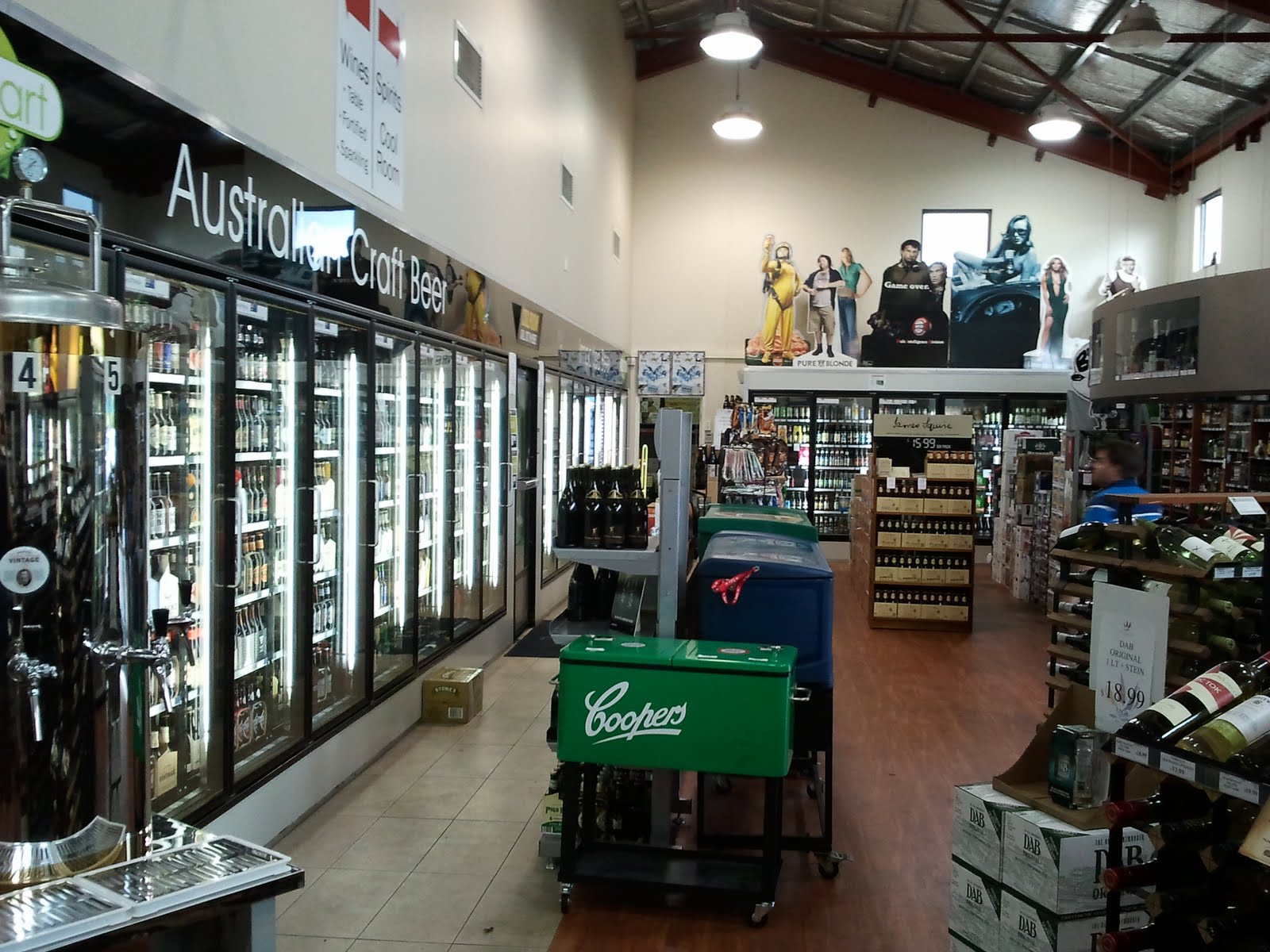 Proper Beer mate!: Warners at the Bay and Yeastie Boys Pot Kettle Black ...