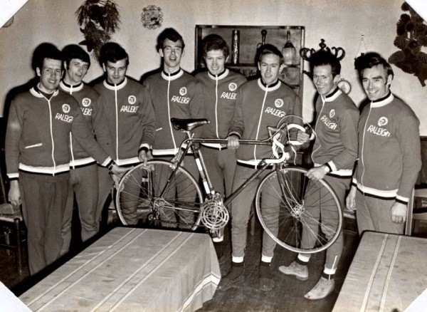 ON THE DROPS: Raleigh's Bike Boom Flagship: Raleigh Professionals Marks ...