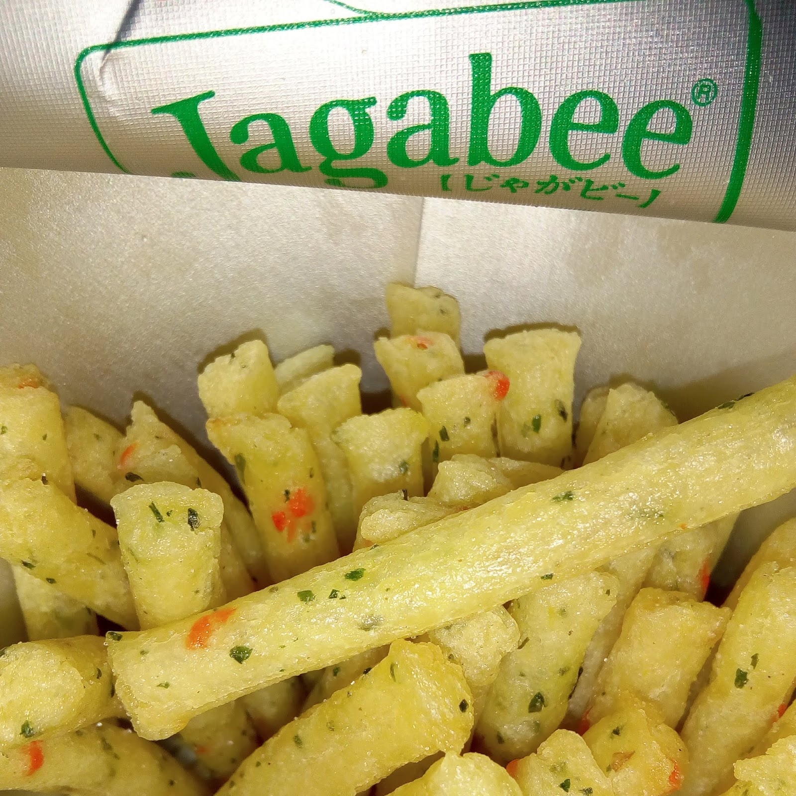 Supersupergirl's Food Reviews: Calbee Jagarico (Jagariko)