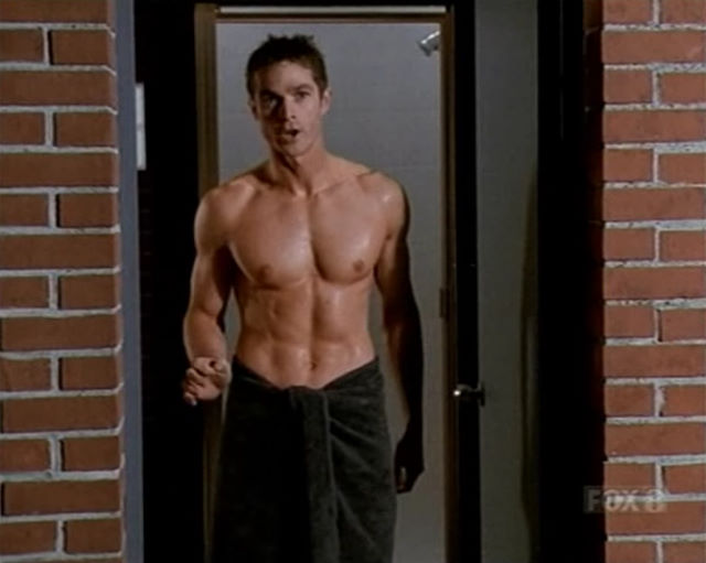 Eyecons: FRIDAY FAB 40+ ERIC CLOSE