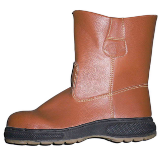 Perlengkapan Alat Keselamatan Kerja Pada Proses Pengelasan - TEKNIK MESIN