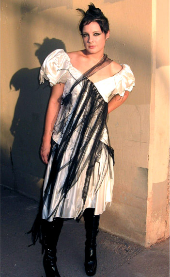 Zombie Prom Dresses For Halloween Party Handmade Victorian Steampunk Gothic Wedding Dresses zombie-prom-dresses-for-halloween-party-handmade-victorian-steampunk-gothic-wedding-dresses