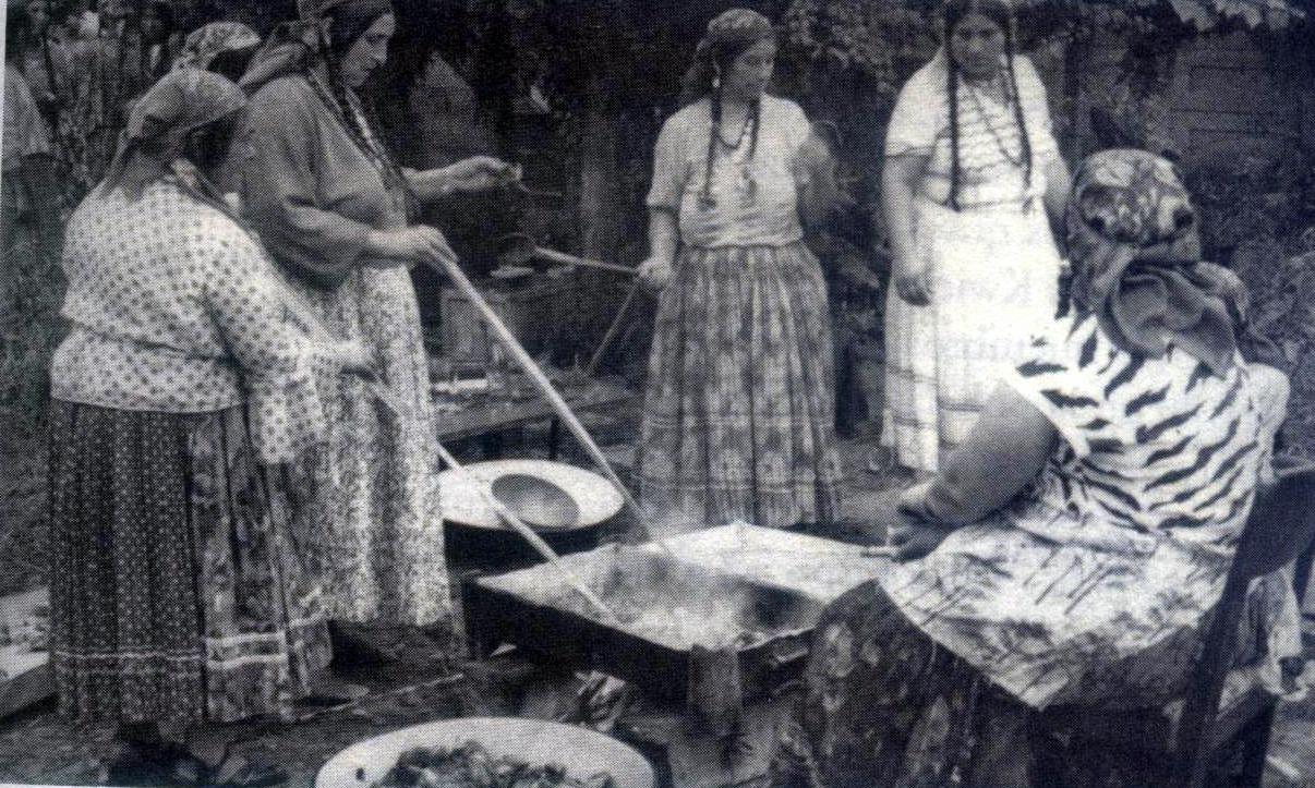 tiempoflamenco: Rom, romaní: mujeres gitanas, idioma gitano (y II)