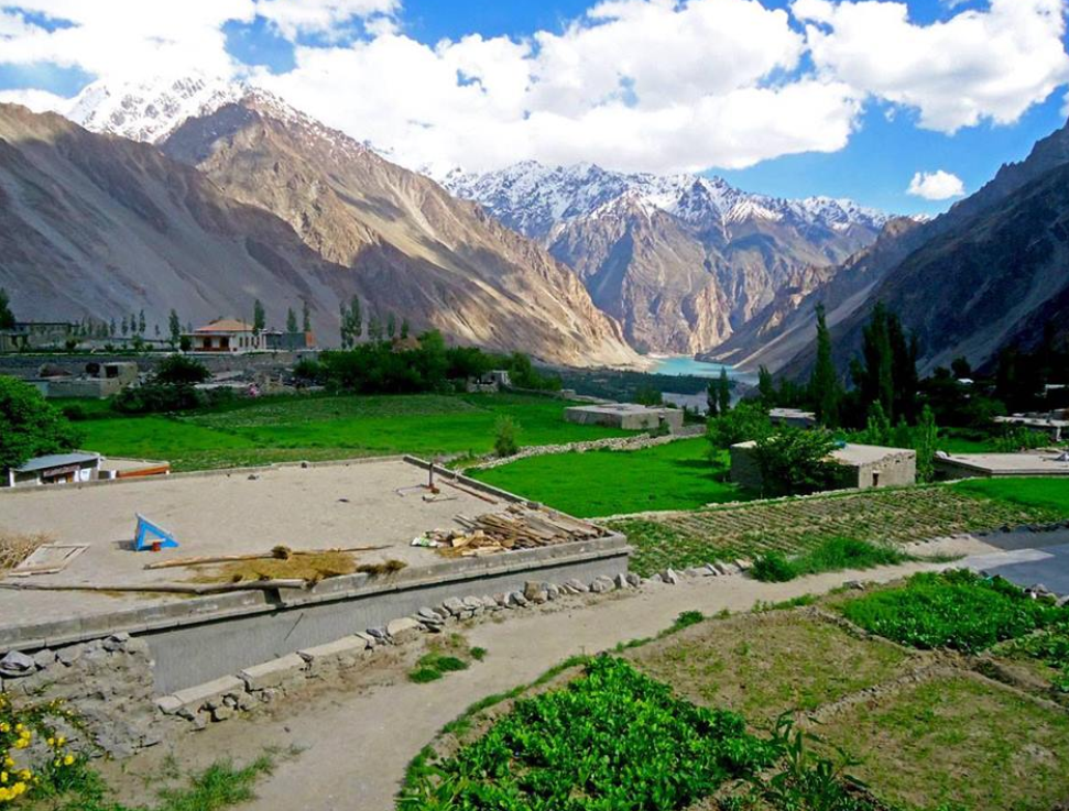 Top 50 Most Beautiful Natural Sceneri | The Unique Photos