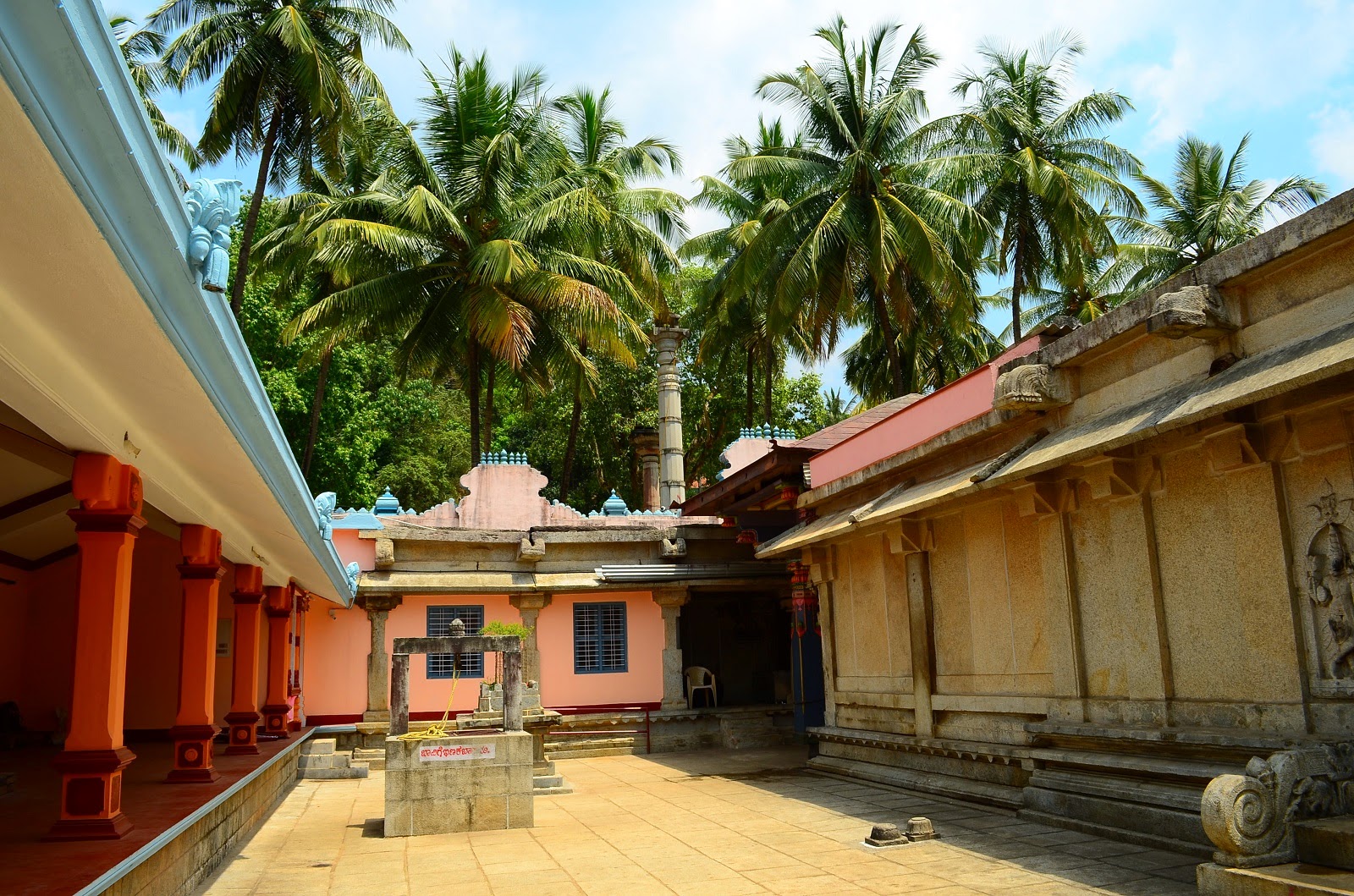 Sharath Hassan A Travelling Photographer: Kalasa Temple, Mudigere ...