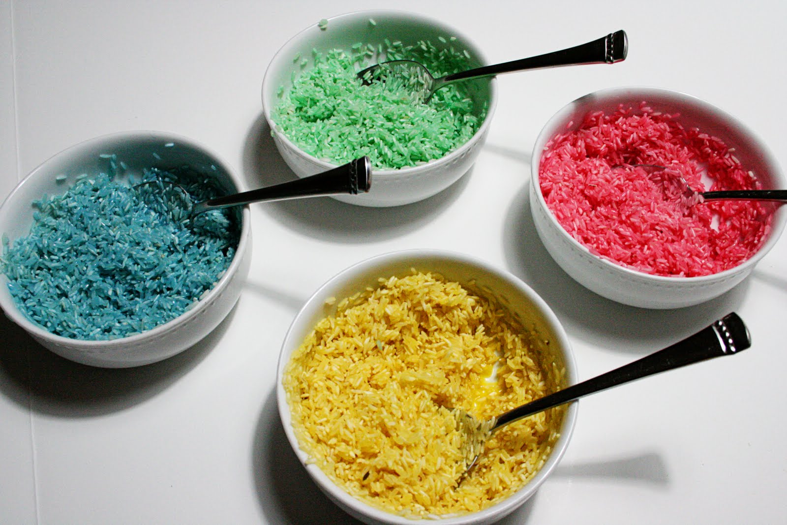 Better Life Blog: How to make COLORED RICE!