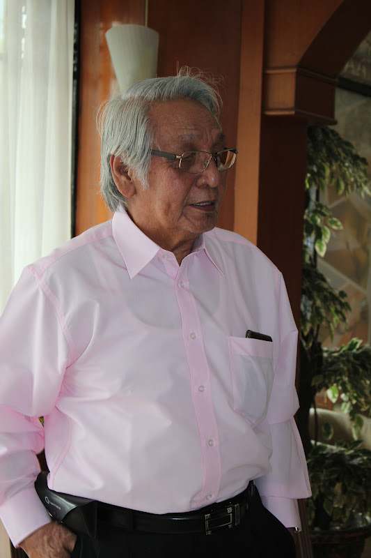 IPOH STATION ANTIQUE CAFE: NENG YATIMAH & HASHIMAH YON