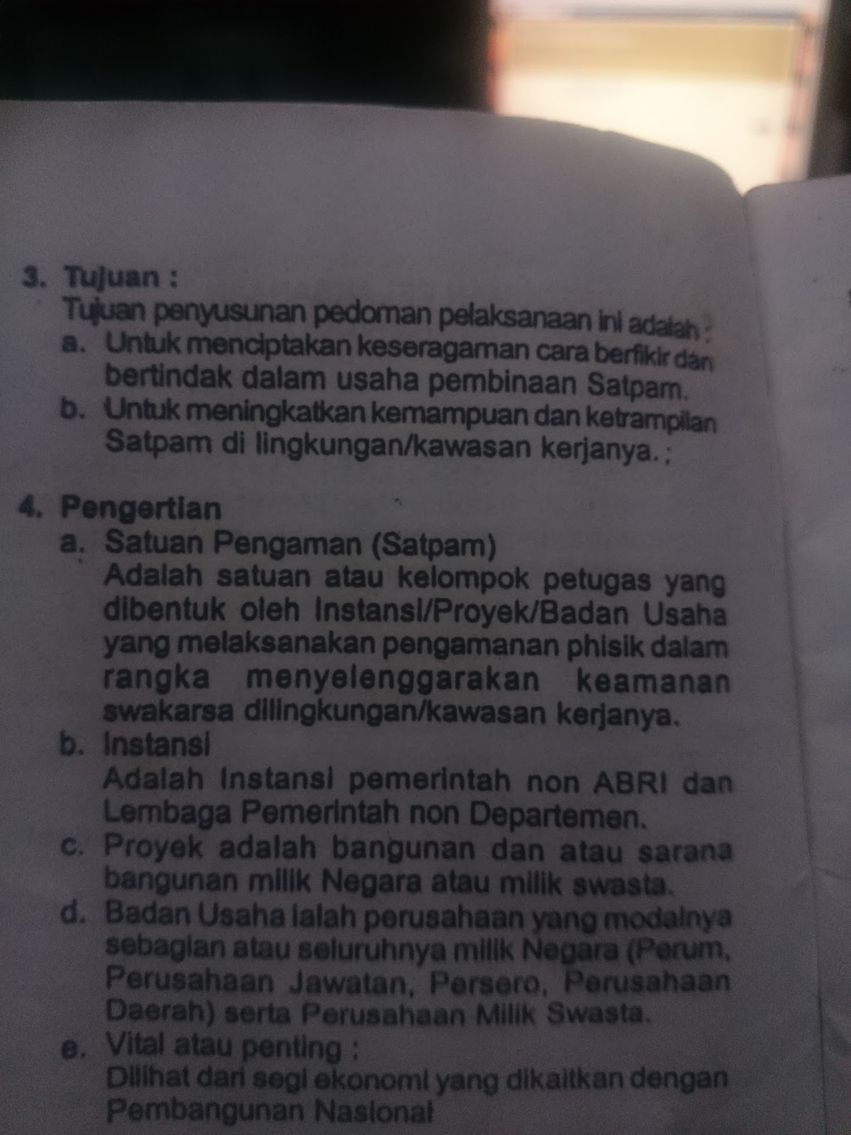 Buku Saku Satpam: Pedoman Pelaksanaan Satuan Pengamanan/SATPAM