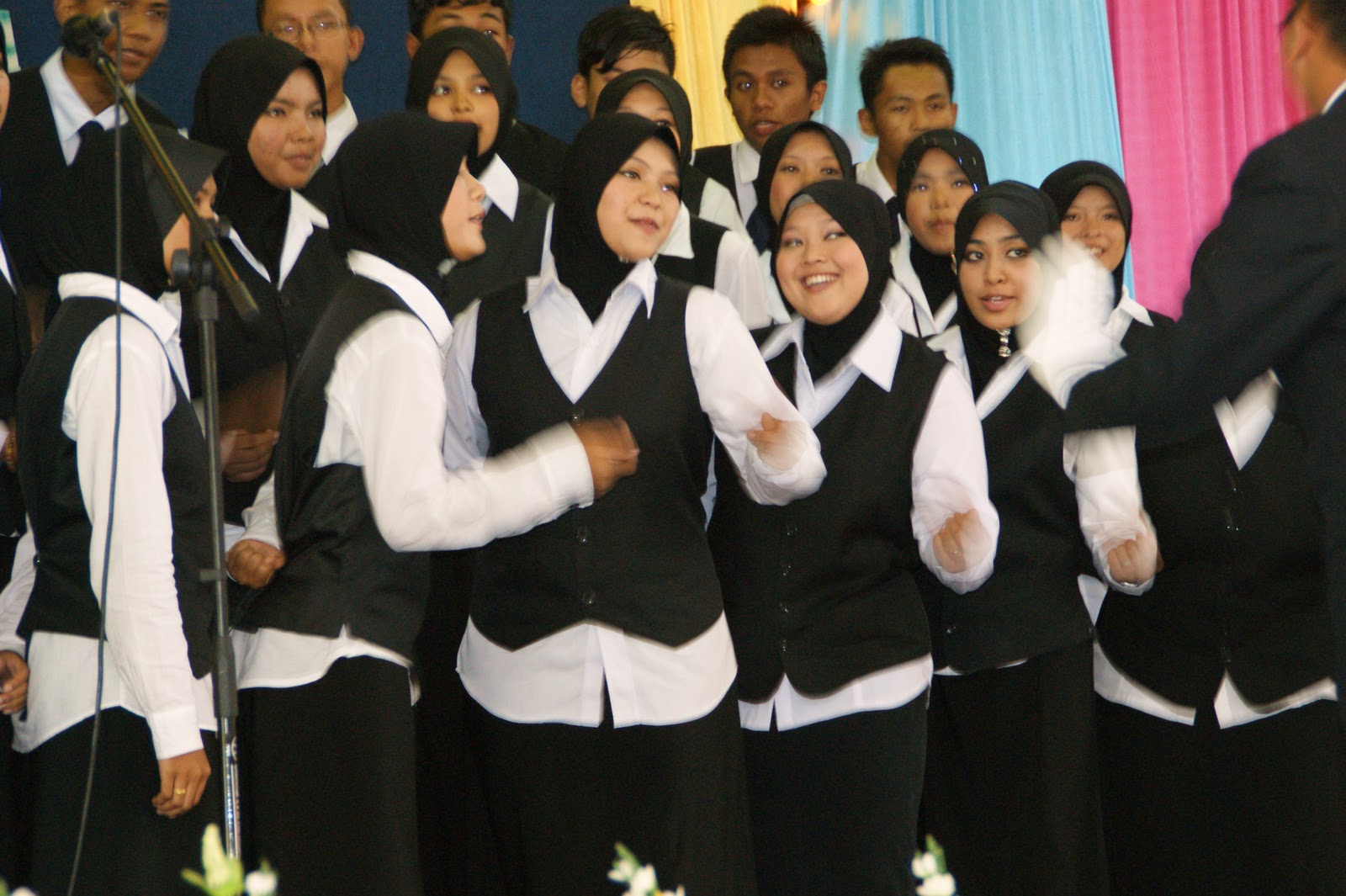 Azlan Selamat: The Cleanliness Campaign Choir Championship - SMKBB the ...