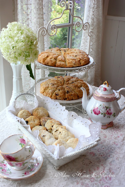 Aiken House & Gardens: Soft and Pretty Tea Time