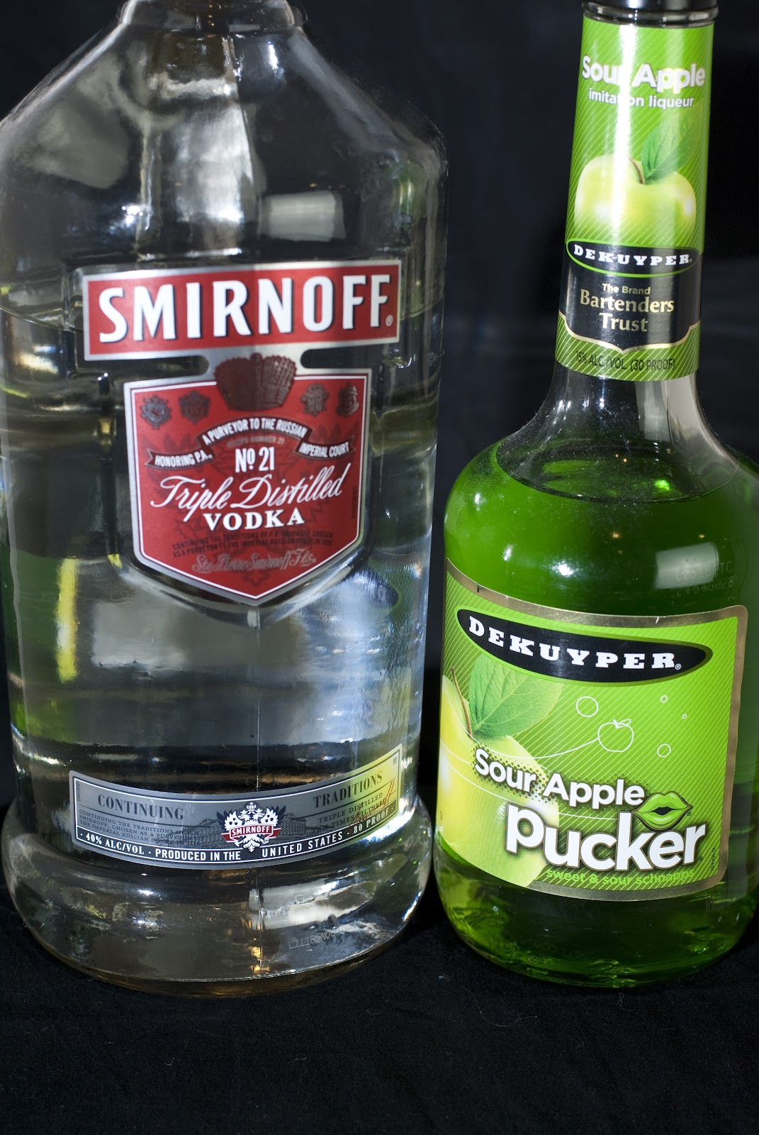 Appletini Cocktail - A Year of Cocktails