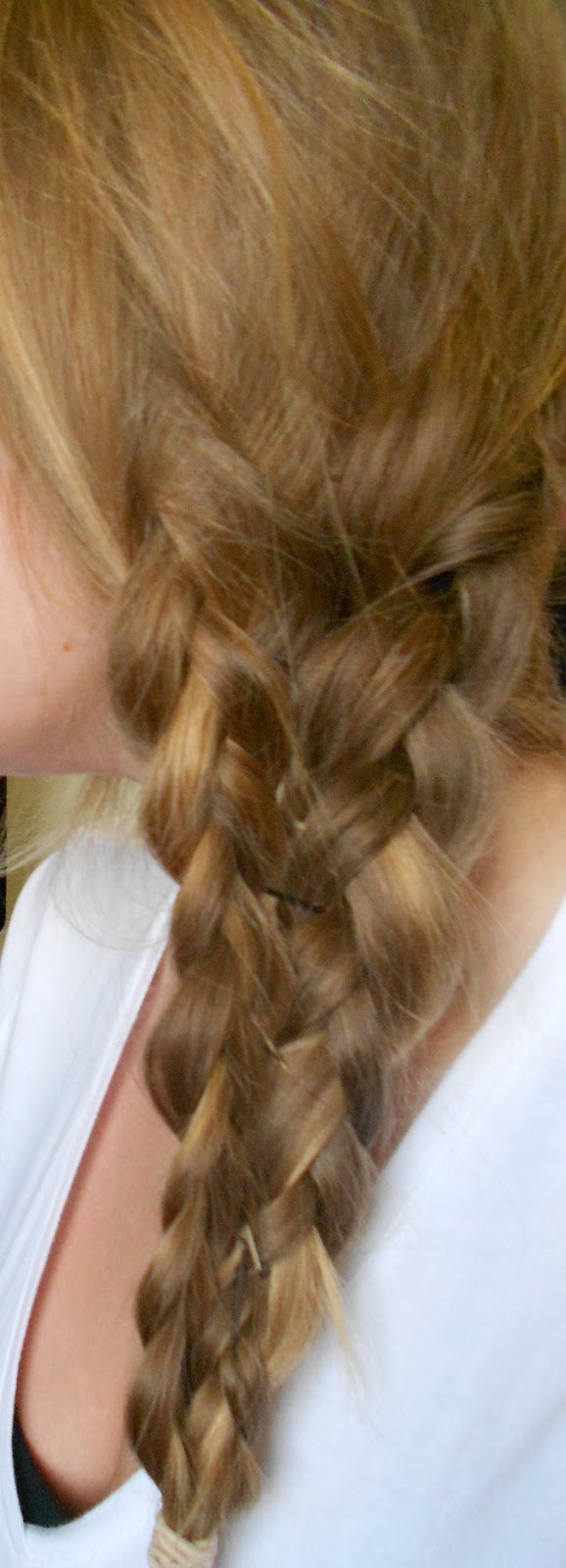 Soup For Every Girl's Soul: How-To Hair: Mermaid Tail Braid