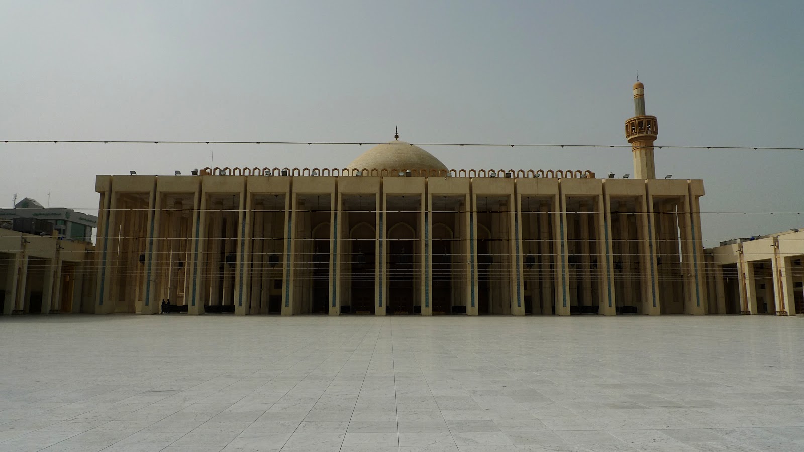 Ibu Sham: Peace begins with a smile - Grand tour to Masjid Al-Kabir