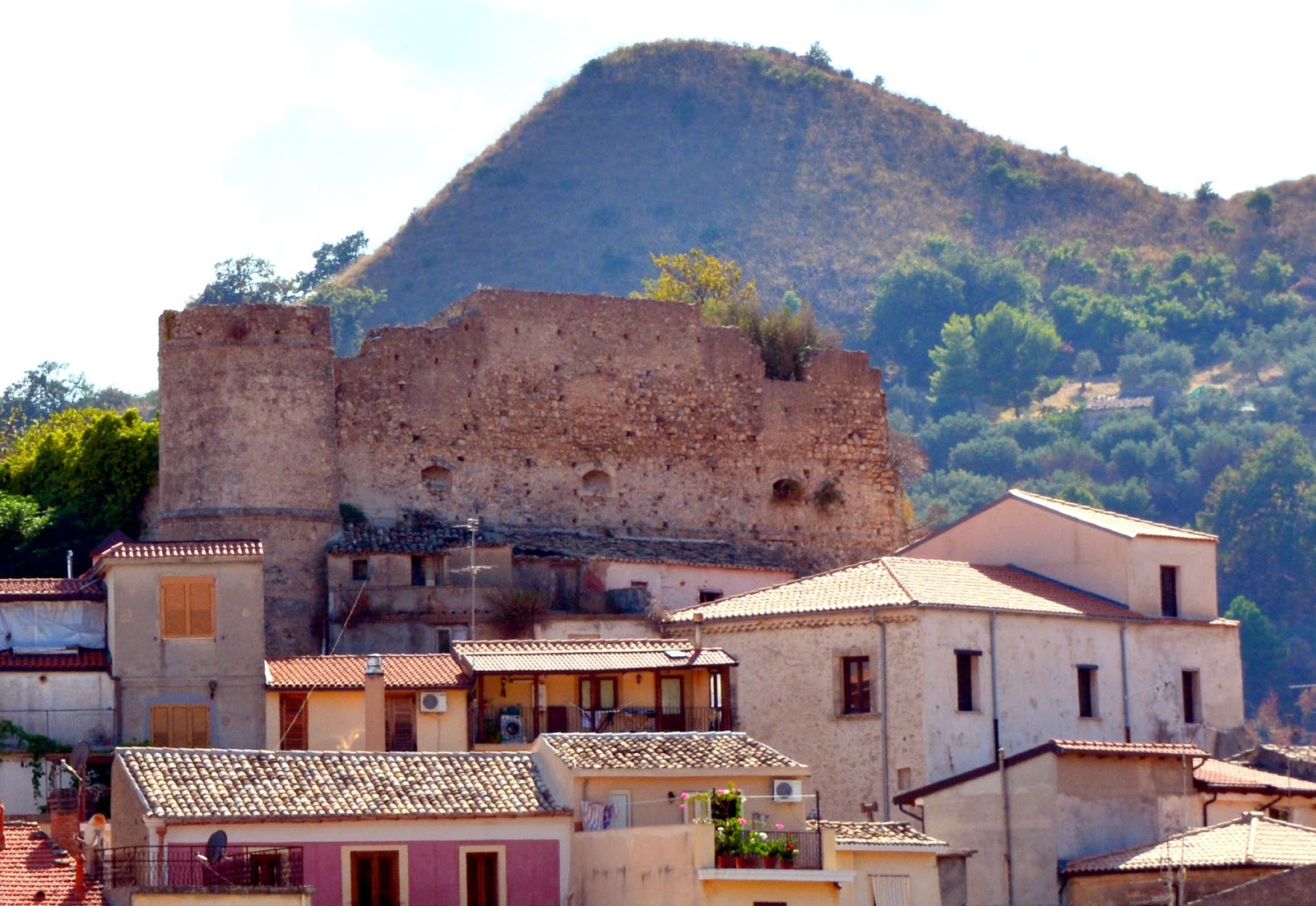 Mille Fiori Favoriti: Gioiosa Ionica, Calabria, Italy