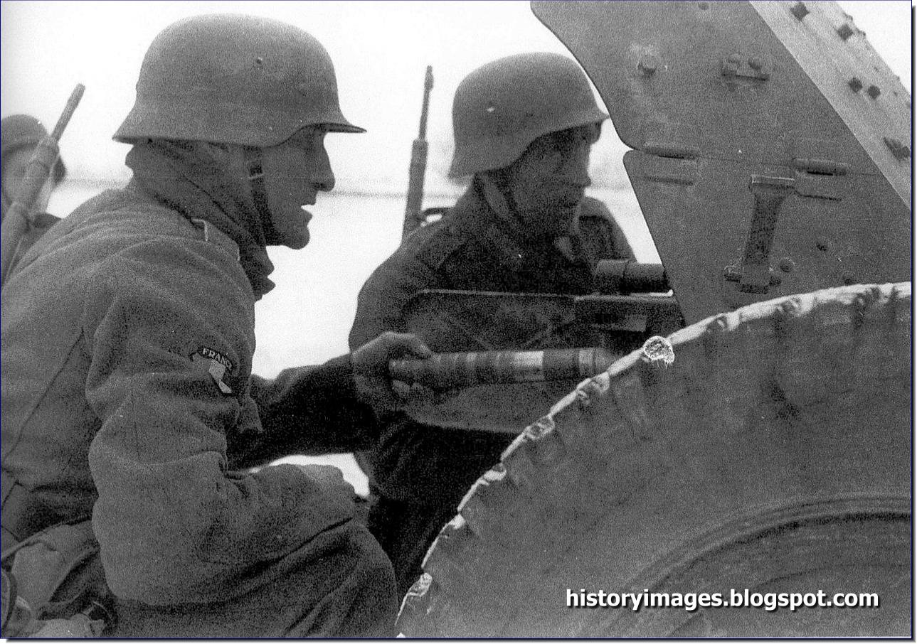 HISTORY IN IMAGES: Pictures Of War, History , WW2: Battle Of Moscow ...