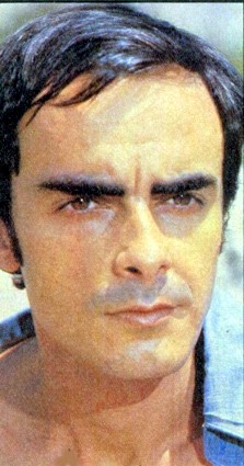 Astros em Revista: ROBERTO PIRILLO O GALÃ DAS SETE