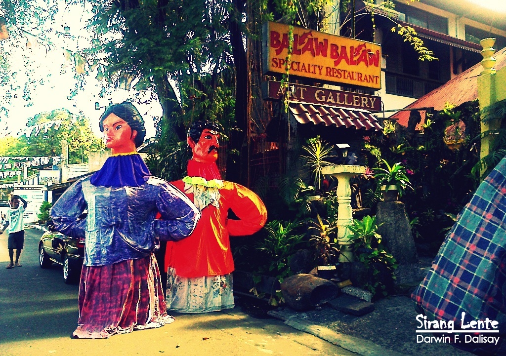 SIRANG LENTE | TRAVEL & HIKE: Balaw-Balaw Restaurant + Art Gallery