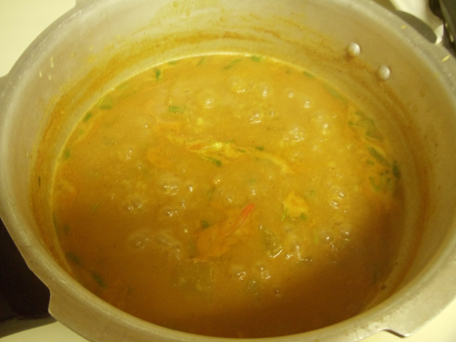 Lakshmi Canteen: Boodh Kumblakaayi Huli (Ash Gourd Curry)- Udupi Special!