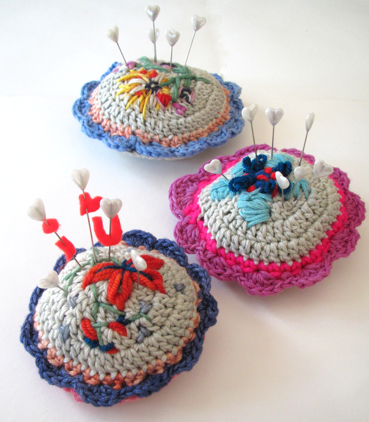 elsbeth eksteen: crochet pin cushions
