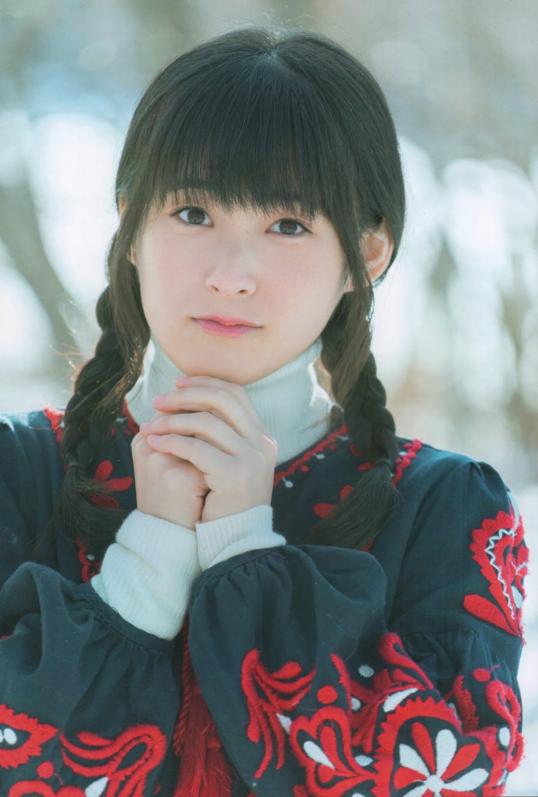 1992 / Momoko Tsugunaga / 嗣永桃子 / つぐながももこ / Singer