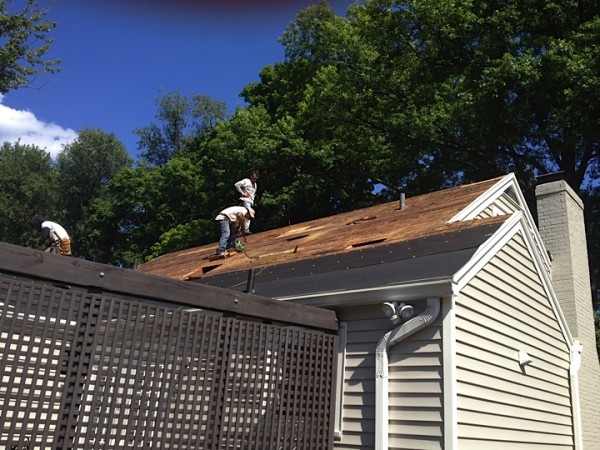 Roofing Contractors - Gotitanroofs.com: Save Few More Dollars By Hiring ...