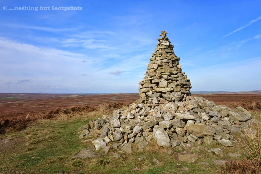 Newtondale, Simon Howe & Saltergate (North York Moors)