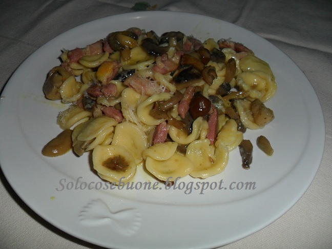Ricette SoloCoseBuone : Orecchiette funghi e pancetta