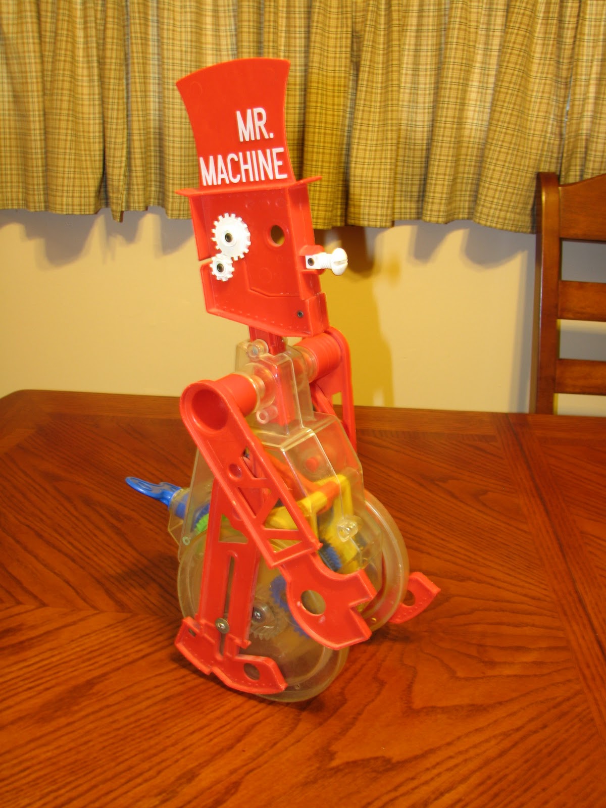 Memories Of The Past: IDEAL'S WIND-UP ROBOT, MR. MACHINE---1960's and ...