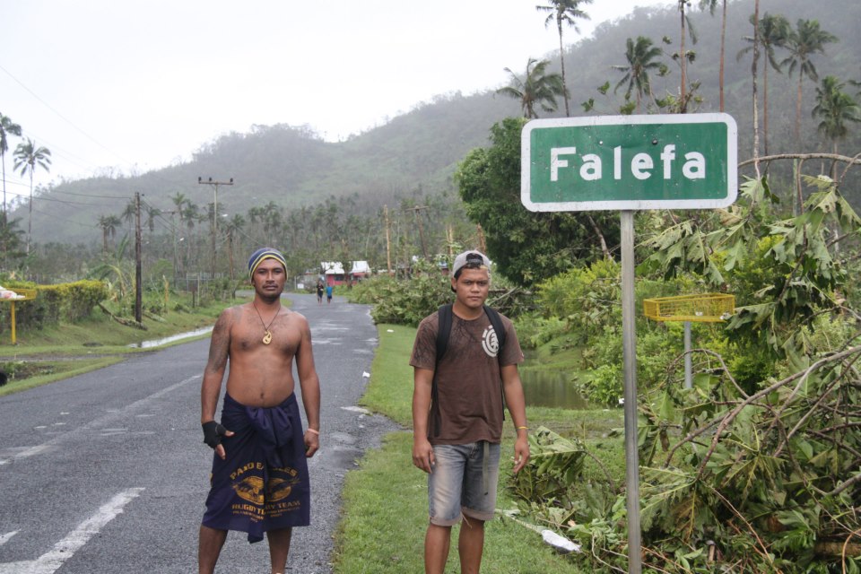 Live in the Sunshine, Swim in the Sea, Drink the Wild Air: Surviving ...