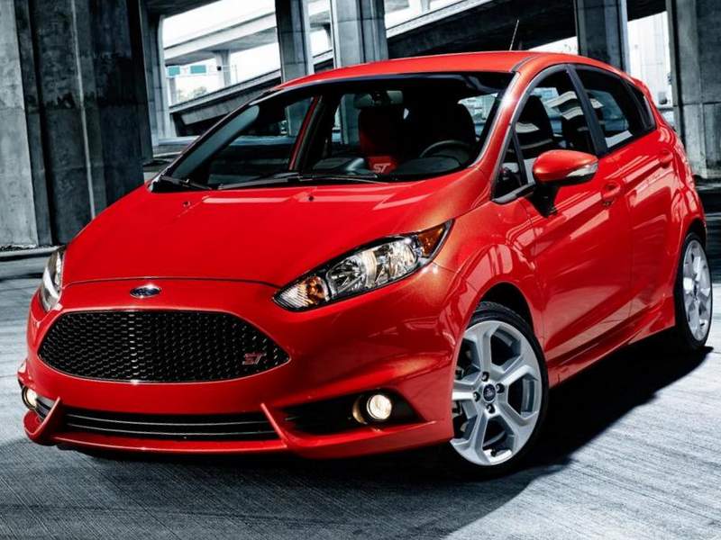 Ford Fiesta ST em versão americana tem 5 portas e motor mais potente de ...