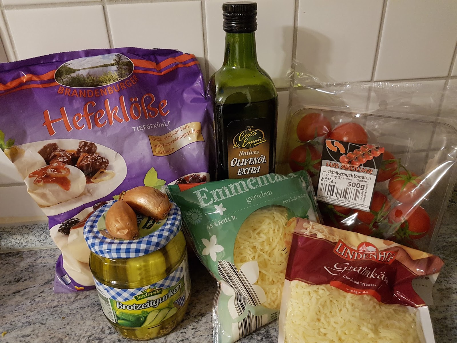 Jen's readable books: Freitagsküche: Überbackene Hefeklöße