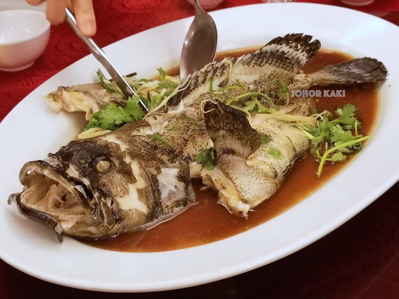 Hop Sing Restaurant of Ponderosa Golf & Country Club in Johor Bahru 金閣樓 ...