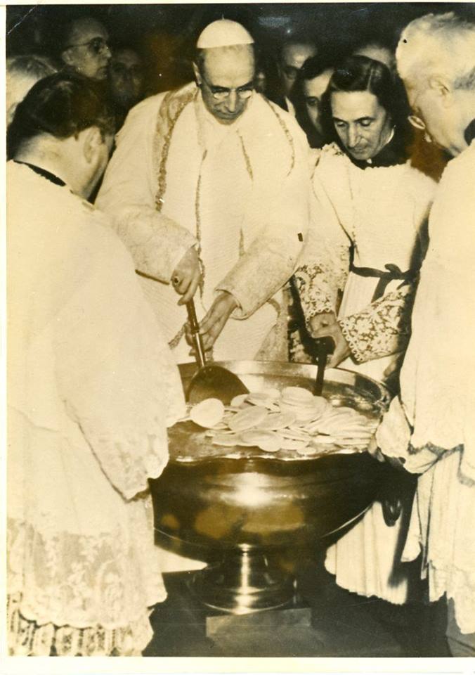 Orbis Catholicus Secundus: The Agnus Dei