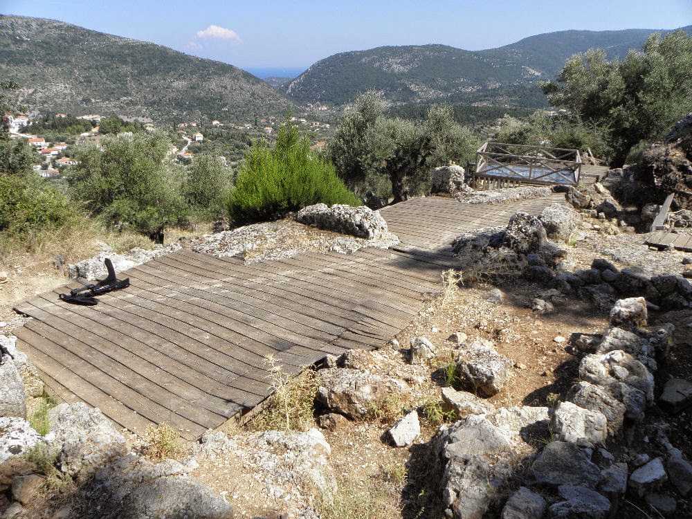 ΙΘΑΚΗ- ΣΤΟ ΠΑΛΑΤΙ ΤΟΥ ΟΔΥΣΣΕΑ ... ΕΥΧΗΝ ΟΔΥΣΣΕΙ