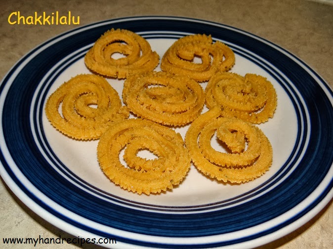 My hand recipes: Chakkilalu/Murukulu