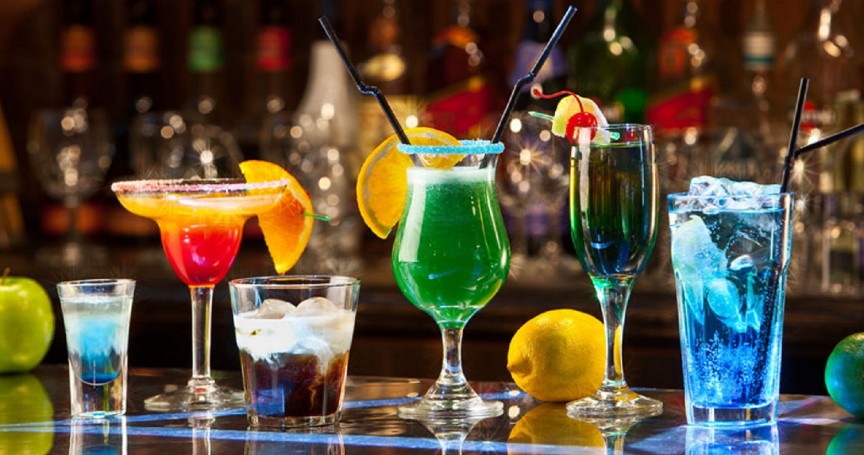 Top 10 Most Popular Cocktails in the World ~ Drinks for life