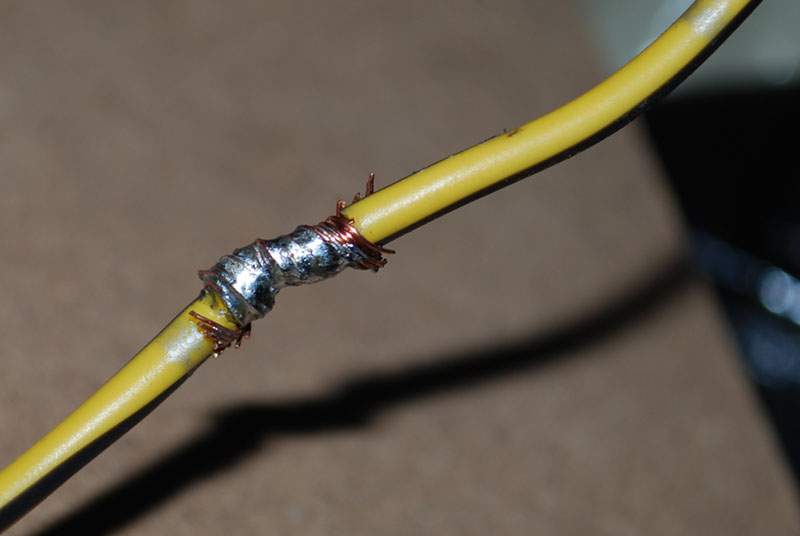 The World According to Dog283: Soldering wires 101