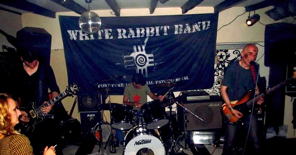 Helly Cherry Web Magazine: Drak (White Rabbit Band): Rokenrol mora da ...