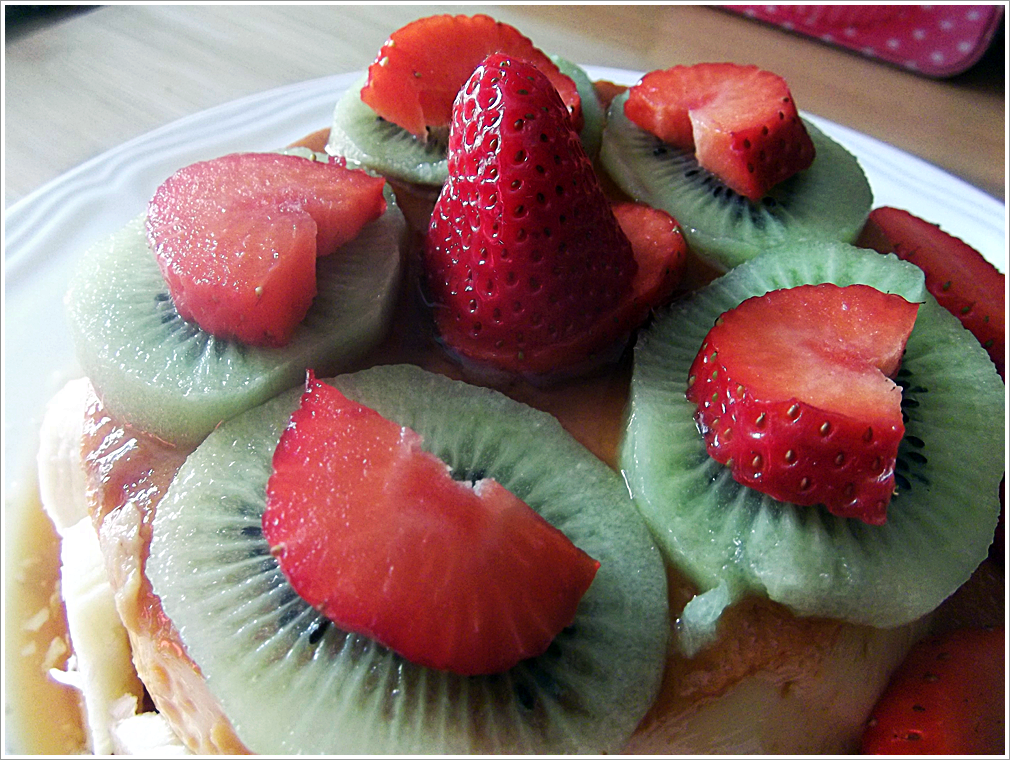 La cocina de Mari & Nuri «let's cook!» : Flan de huevo con frutas ♦